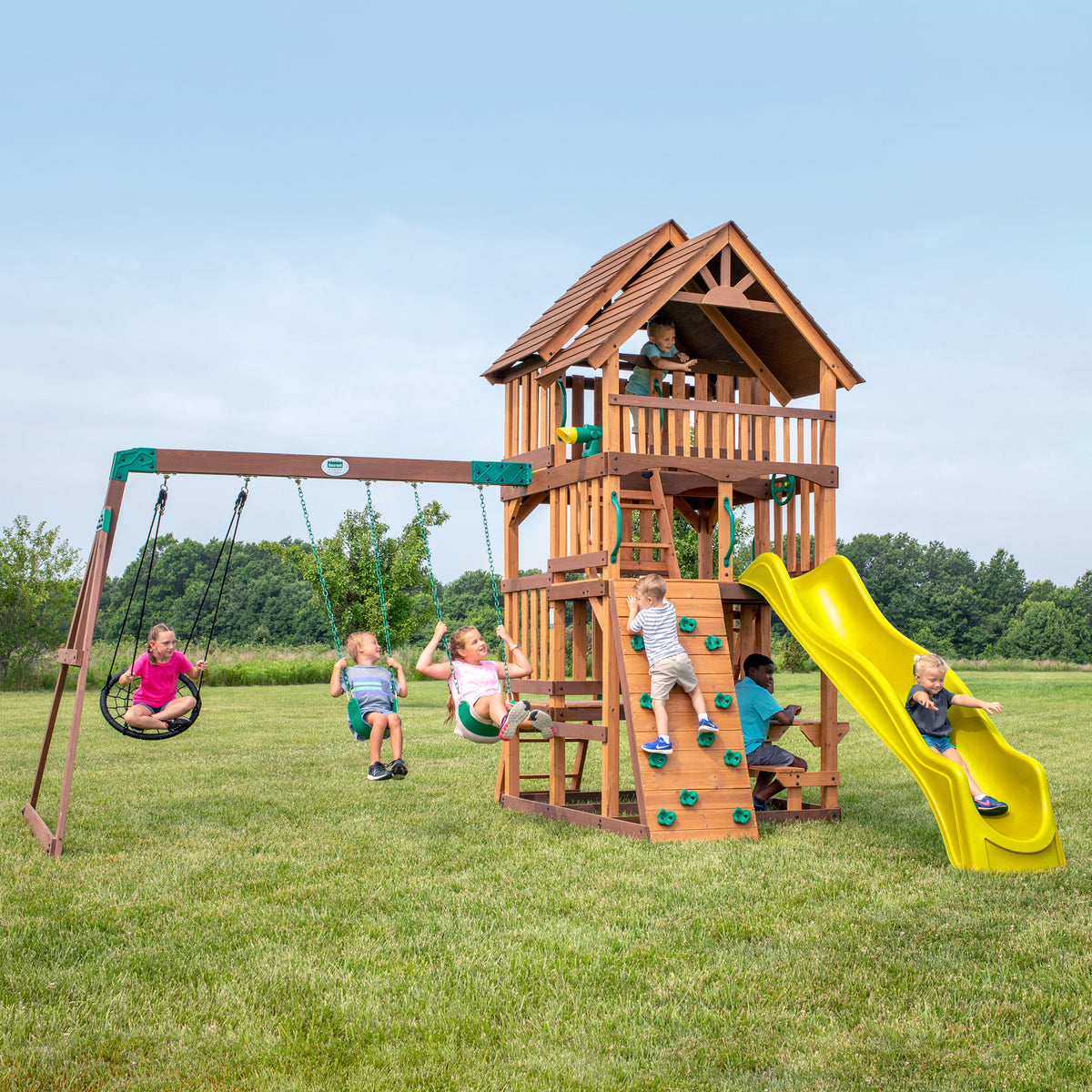 Highlander Swing Set – Recreations Outlet